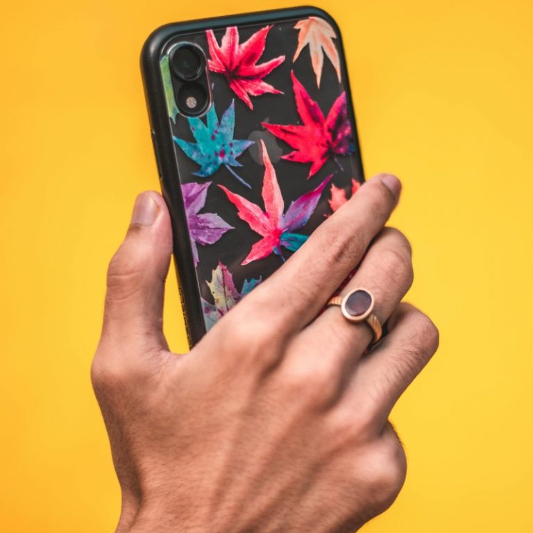 Gear4 Website: Premium Phone Cases with Advanced Protection